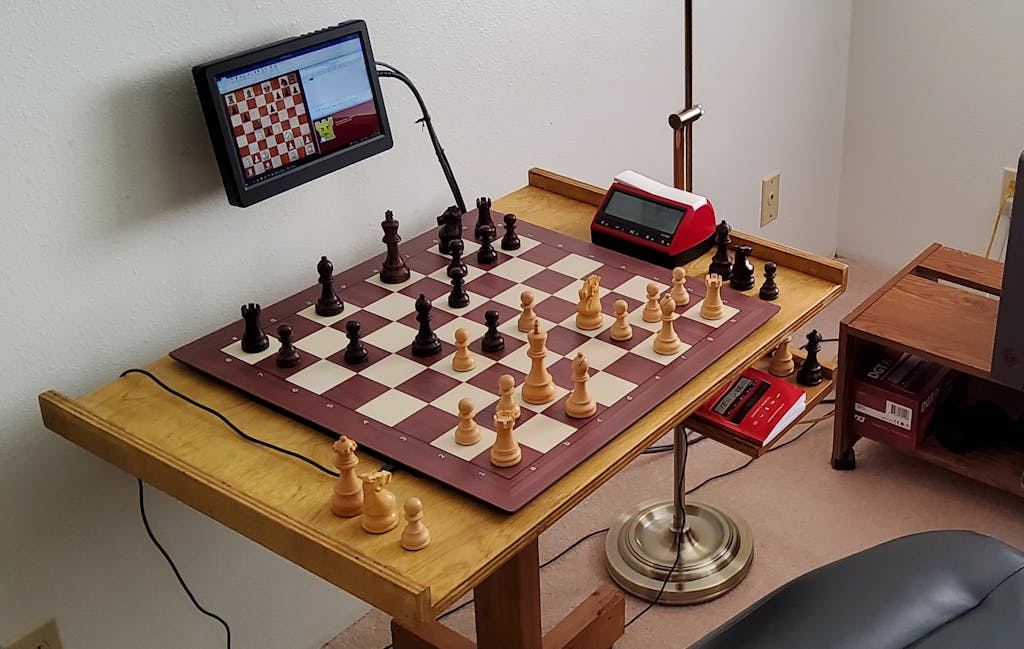 DGT Royal Chess Pieces