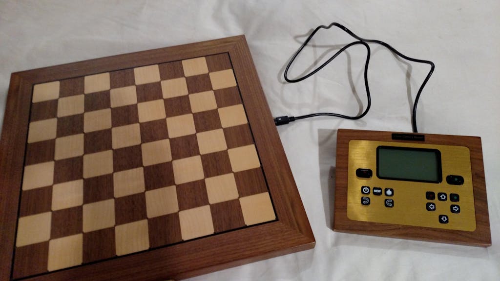 Millennium Exclusive 4-pin Interface Cable