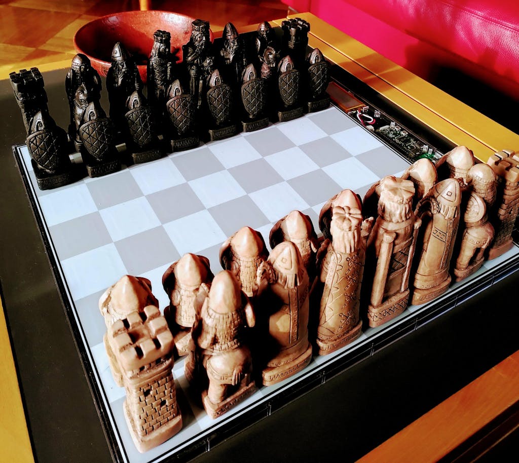 House of Hauteville Chessmen - Antique White and Black Marble Resin