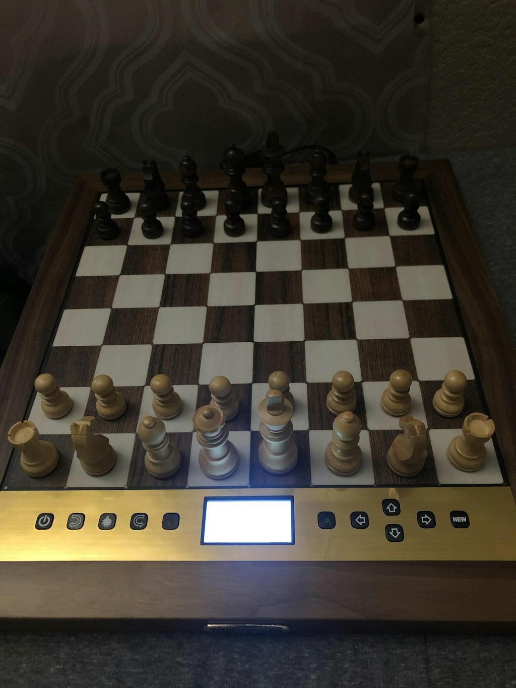 Millennium Chess Computer - The King Performance