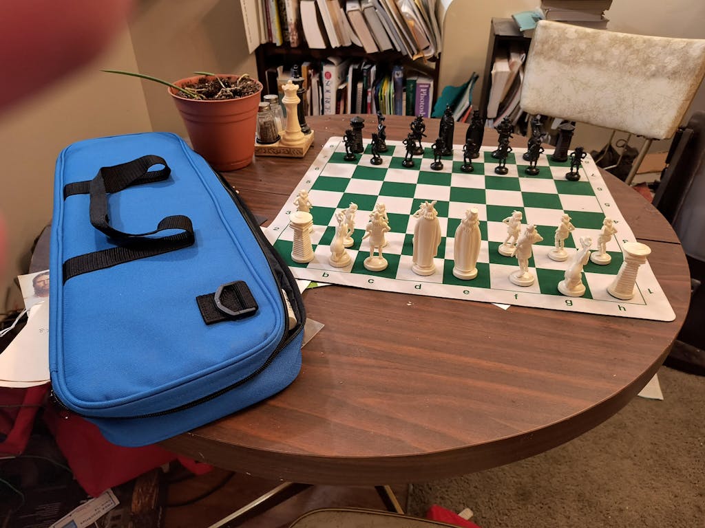 3 3/4" Heavy Club & Tournament Chess Pieces - Half Set - 17 Pieces