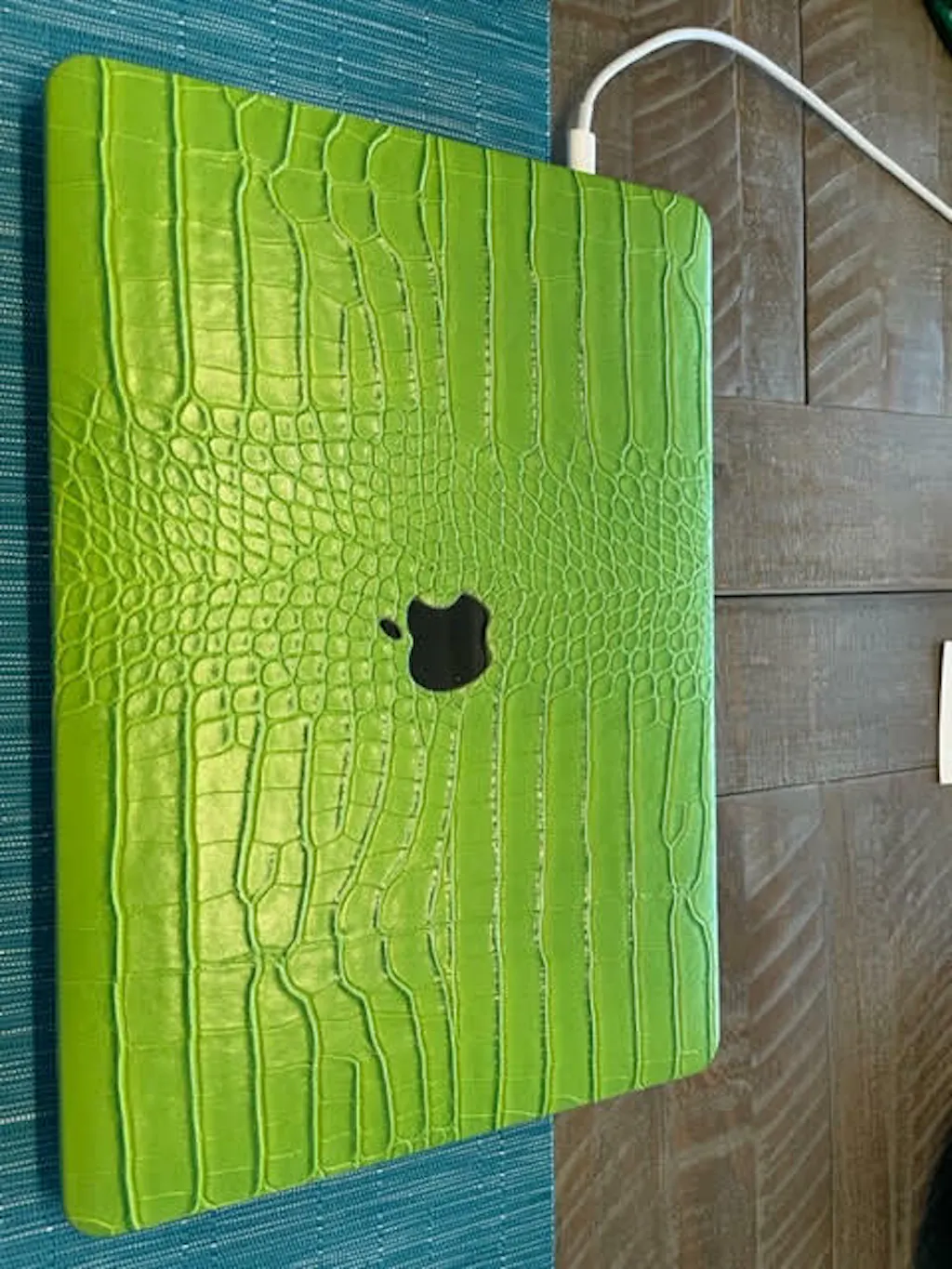 Lime Faux Crocodile MacBook Case – Chic Geeks