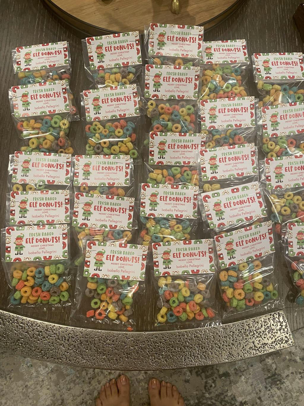 Personalized "Elf Donuts" Christmas Treat Bags | Class Gifts, Party ...