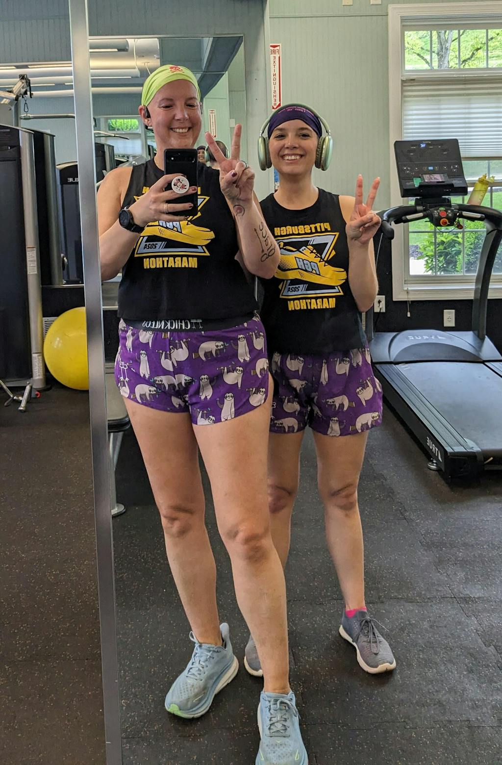 Men's Sloths 2" Split Shorts – ChicknLegs