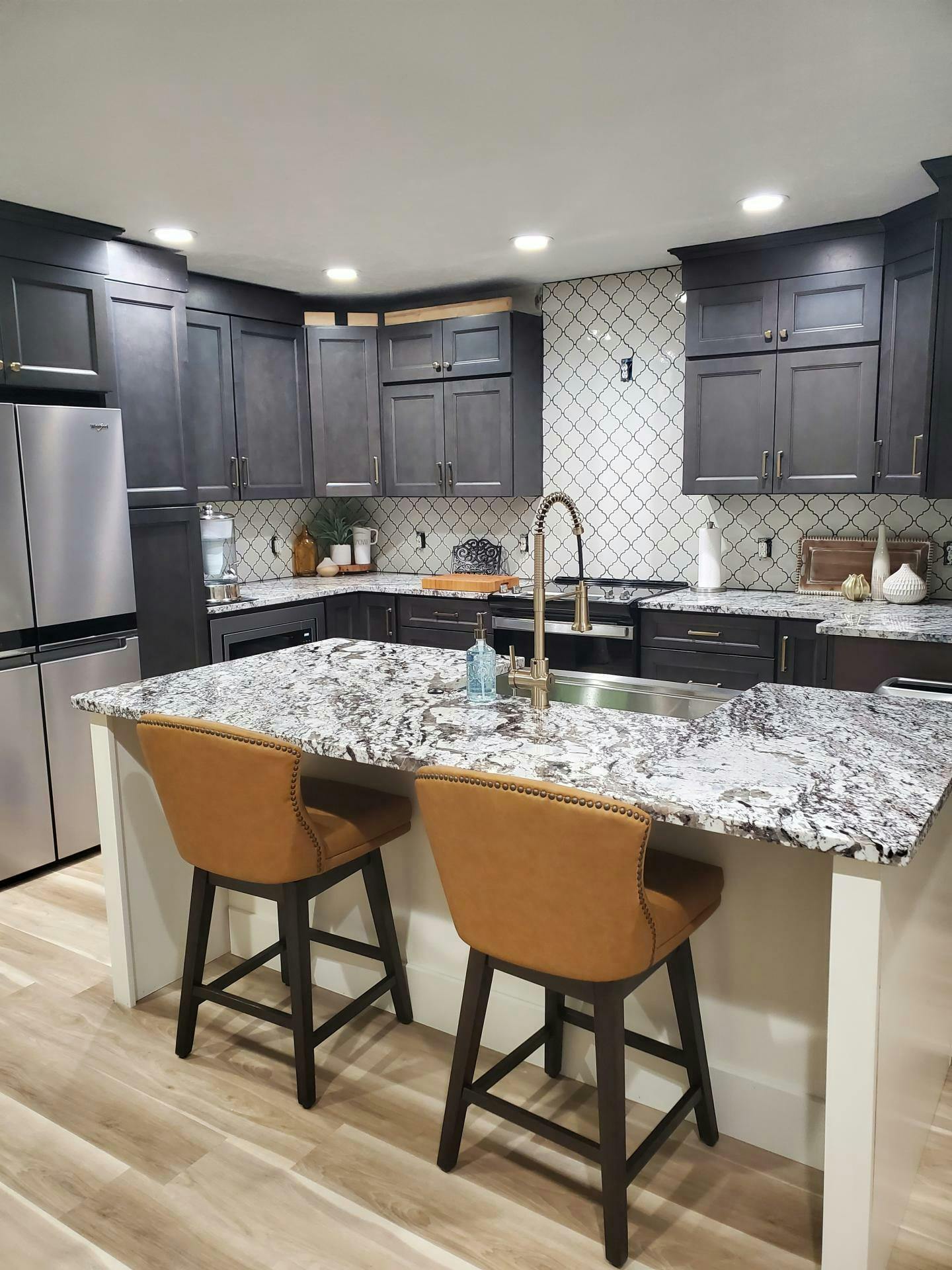 CHITA®️ Avery Swivel Counter Stool ( Set of 2) - chitaliving.com ...