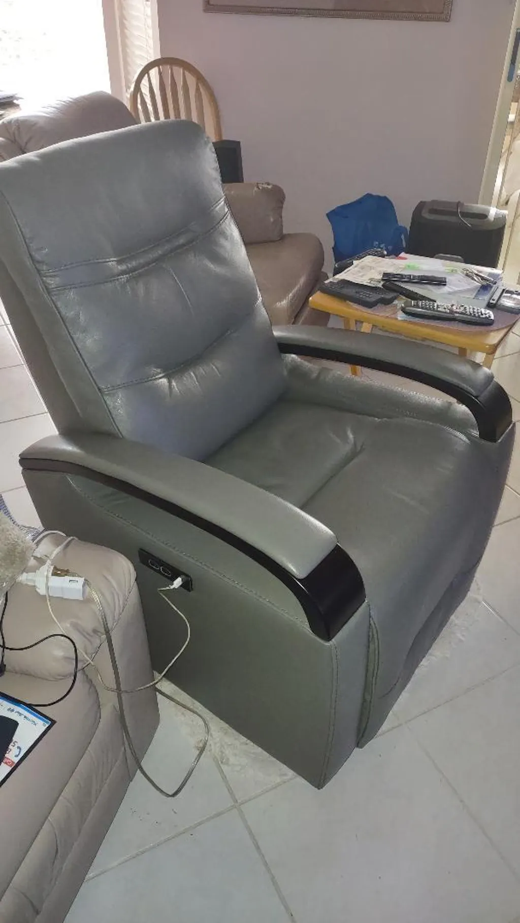 Gentry Leather Power Recliner | USB Port | Contrast Wooden Armrests ...