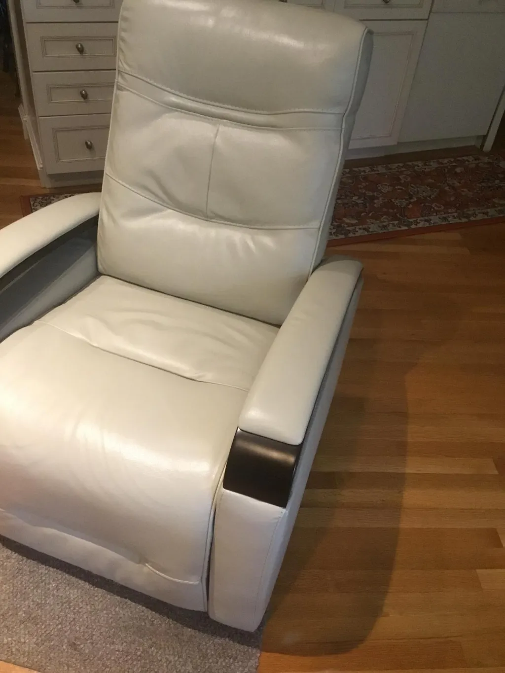 Gentry Leather Power Recliner | USB Port | Contrast Wooden Armrests ...