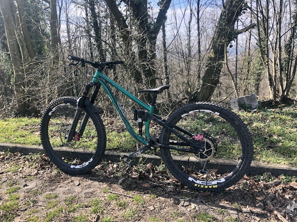 Lowdown — Chromag Bikes — Full-Suspension Mountain Bike, MTB