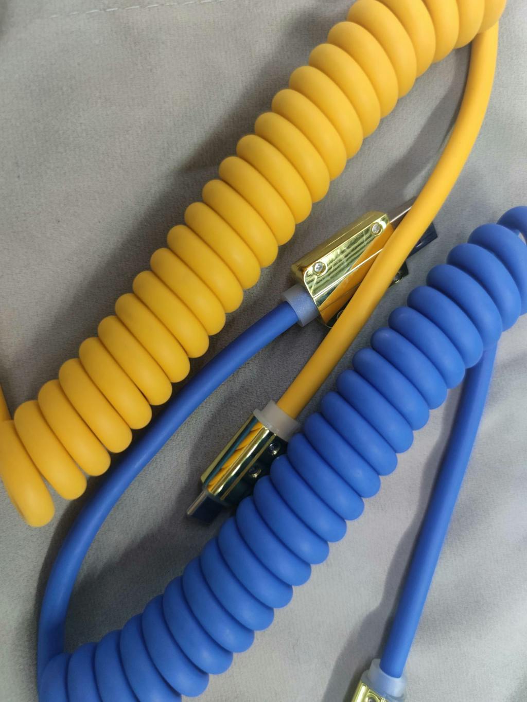 Spring Charge Cable With Smart Light | Chubbycable