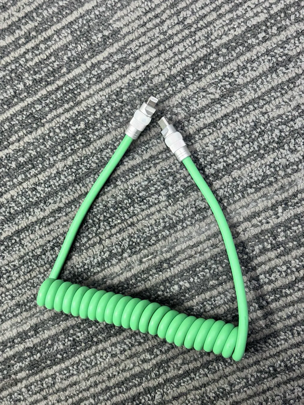 "Neon Chubby" Neon Glow Fast Charge Spring Cable with Gradient Illumin ...