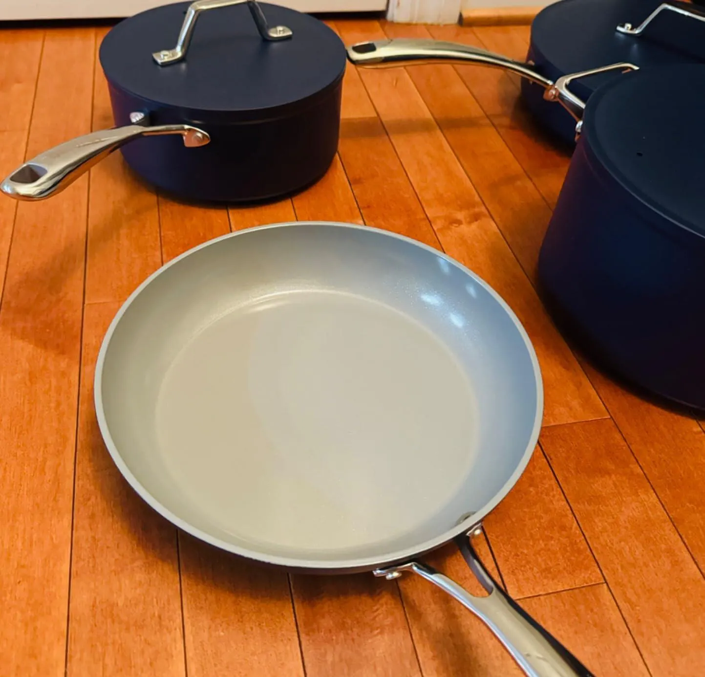 Ciarra Beyond Fry Pan Sakura Candy – CIARRA Appliances
