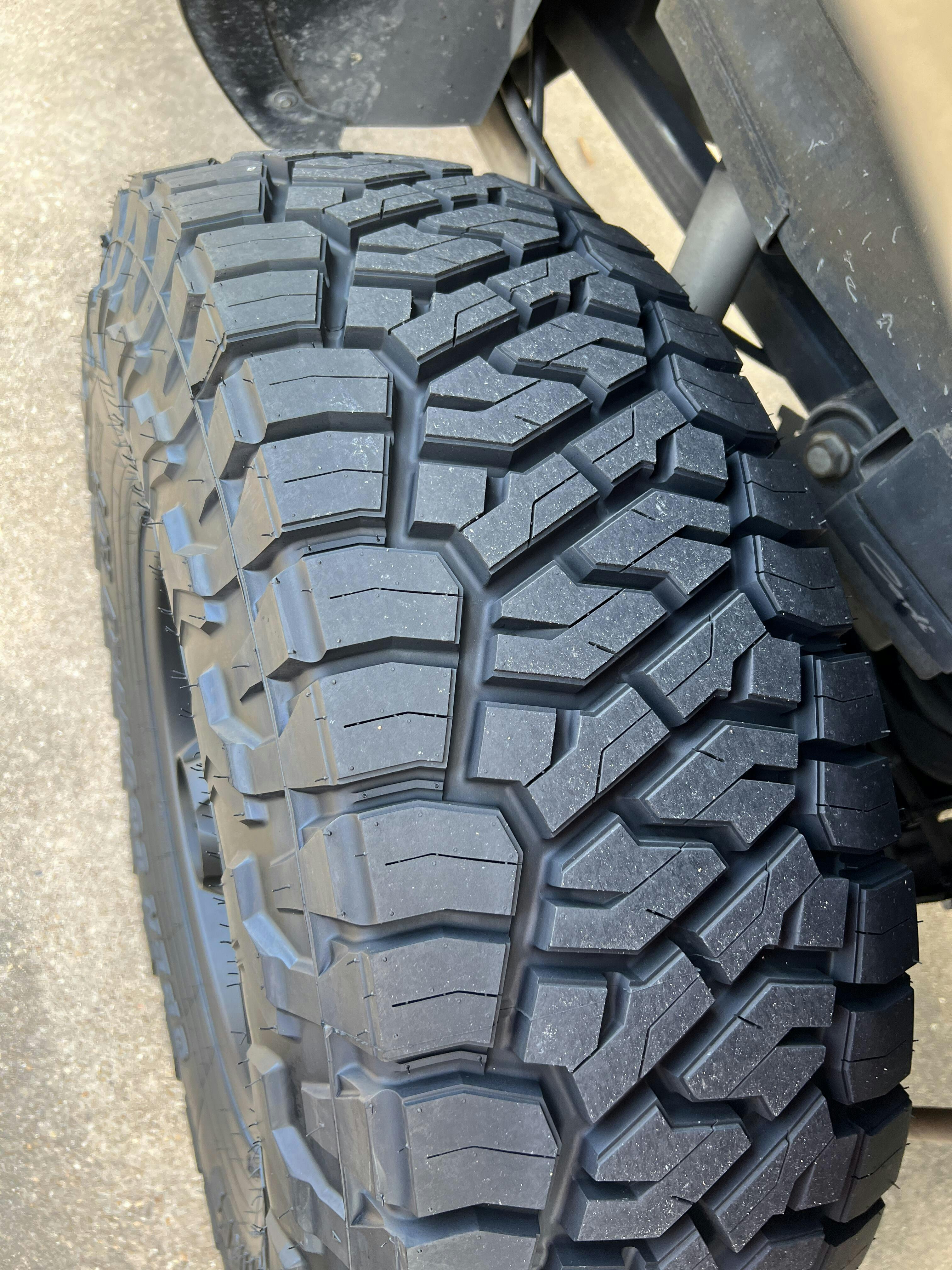 CJC Edition Method 704 HD. Made to Fit 37s on Ram HD Trucks – CJC Off Road