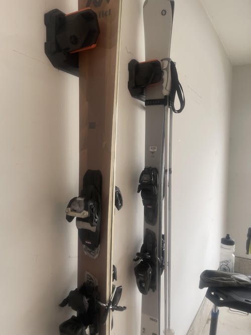 CLIPSTIC | Ski Strap, Ski and Pole Carrier in One