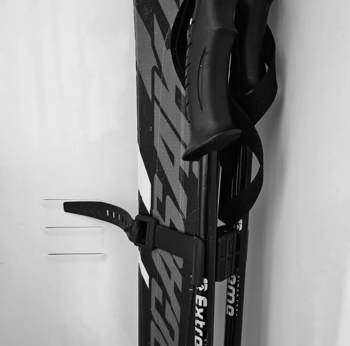 CLIPSTIC | Ski Strap, Ski and Pole Carrier in One