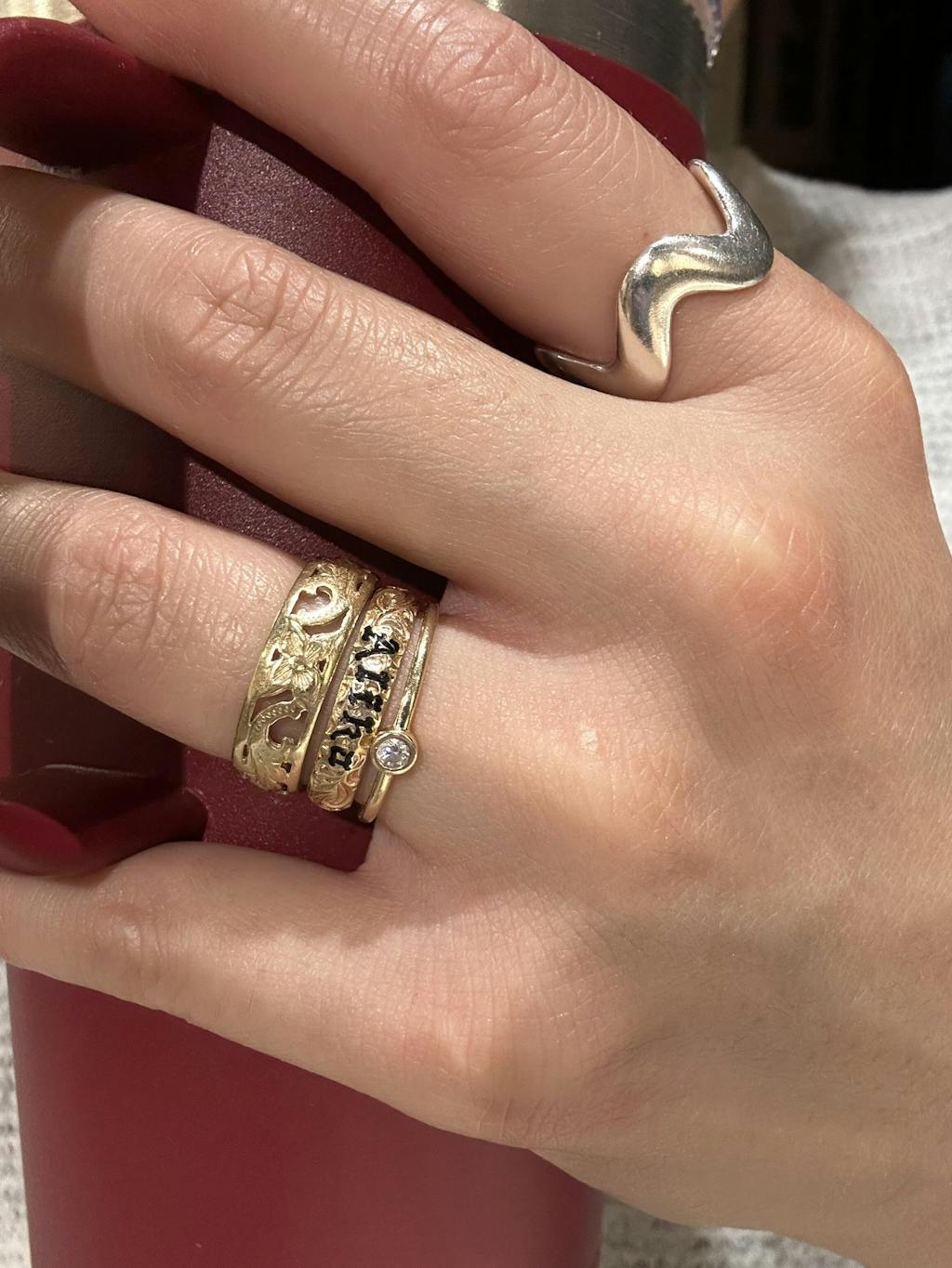 14k donut band with 3 star set diamonds – CNOJ