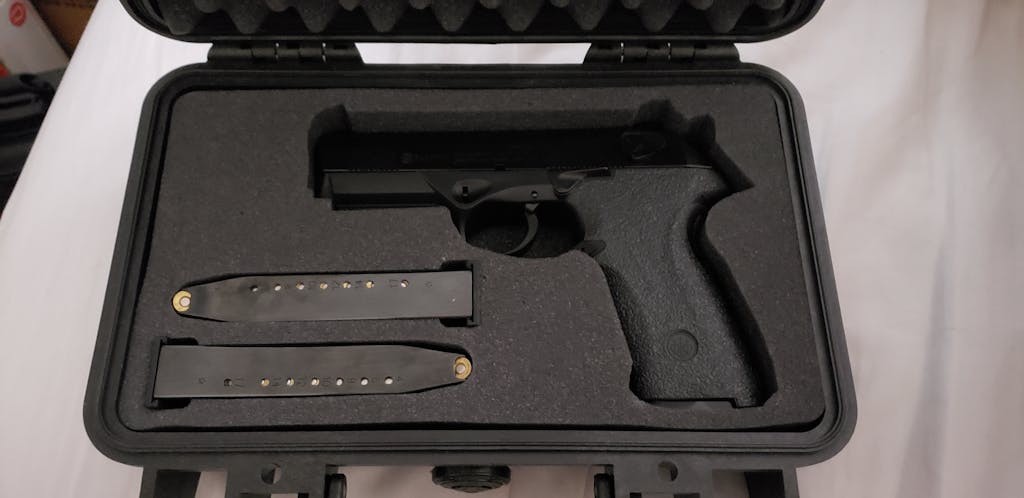 Pelican Case 1170 Custom Foam Insert | Beretta PX4 Storm Full Size