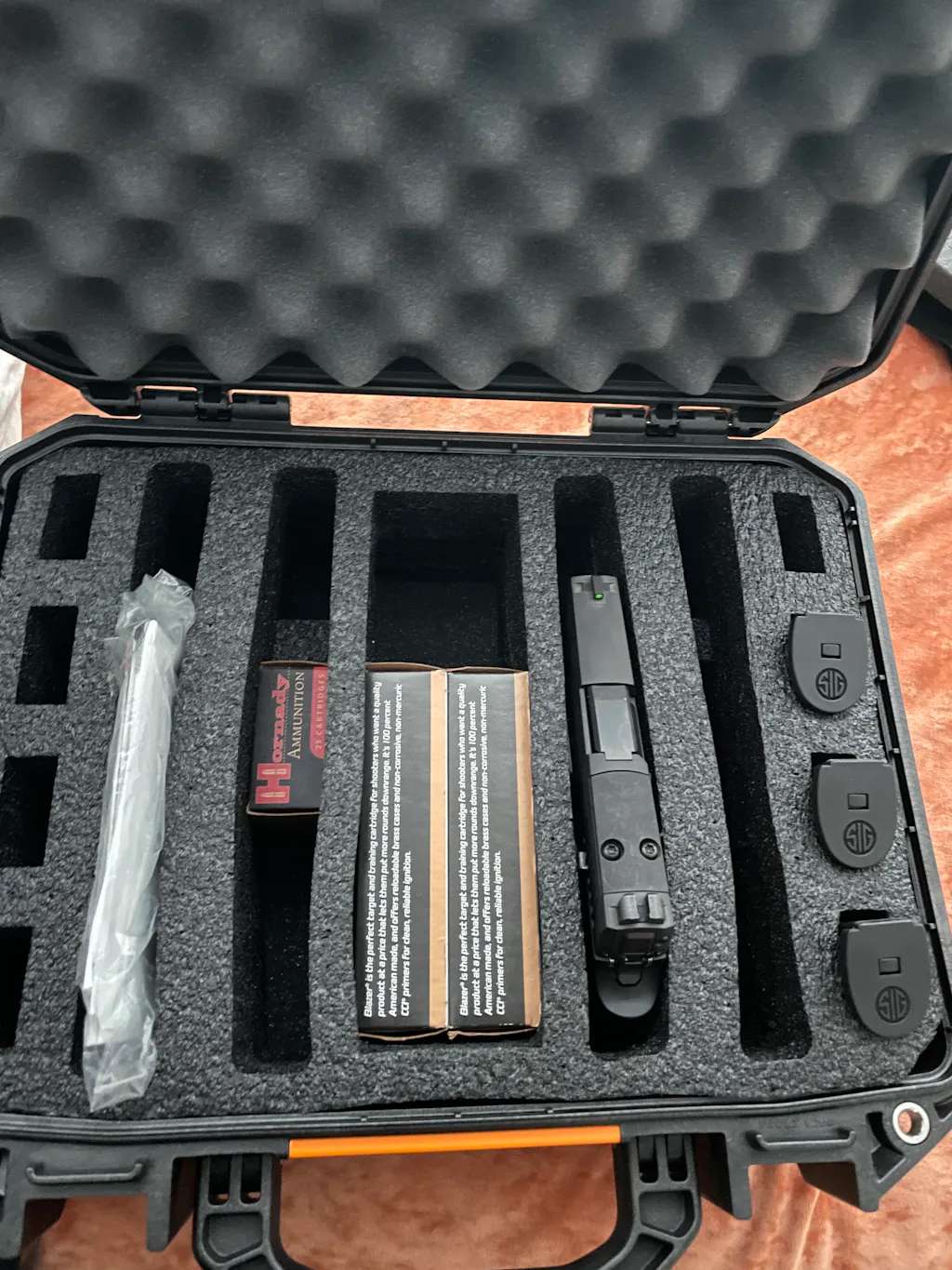 Pelican Vault Case V200 Range Case Foam Insert for 4 Handguns and Maga