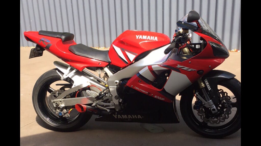 Coffman's Yamaha R1 (1998-2001) Shorty Slip-On Muffler Exhaust