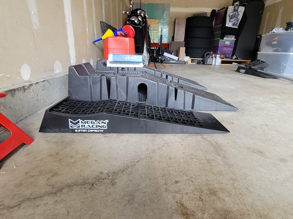 Megan Racing 2-Piece Low Profile Drive-On Ramps (Set of 2 ...