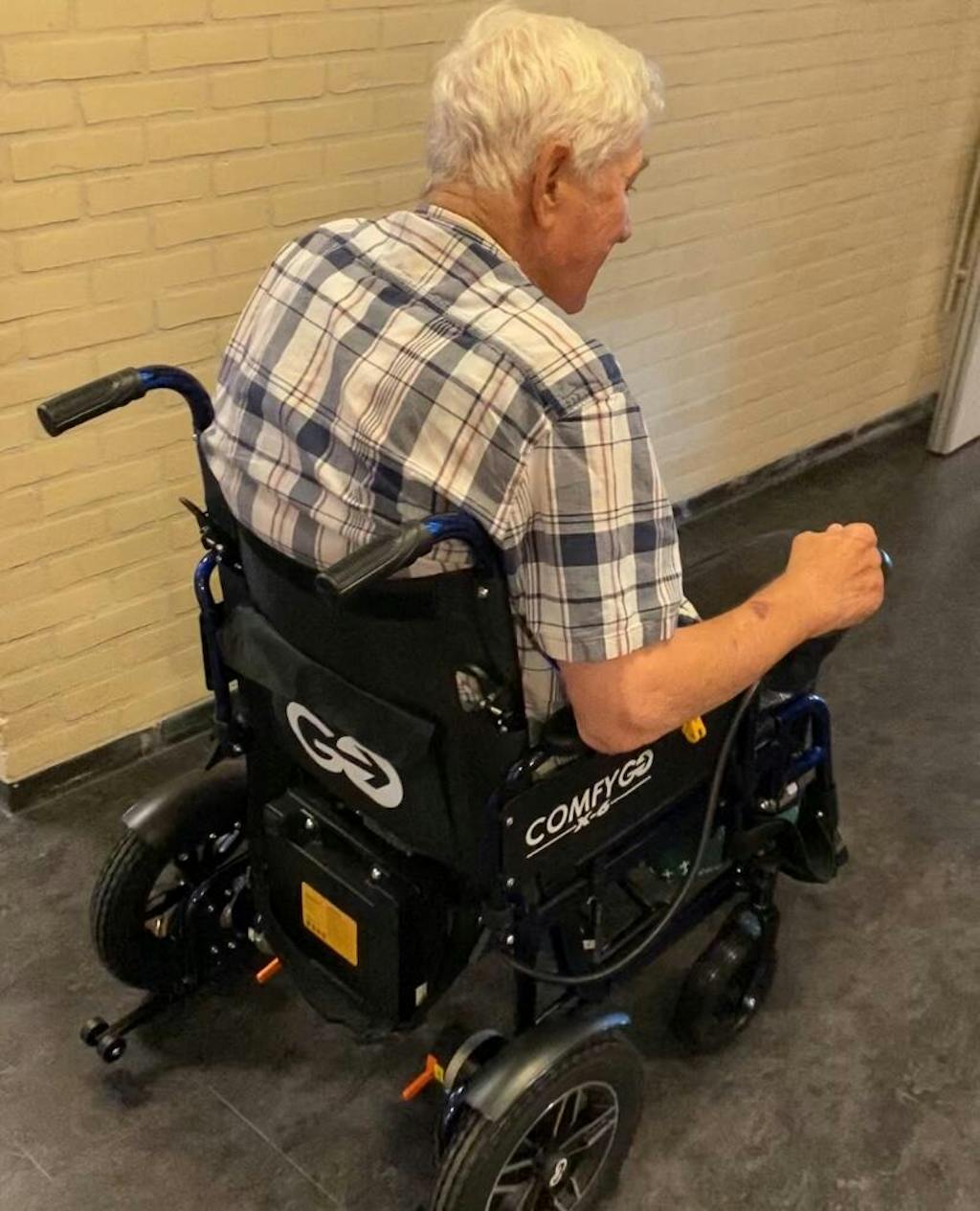 ComfyGO X-6 Lichtgewicht elektrische rolstoel – ComfyGO Mobility | Europe