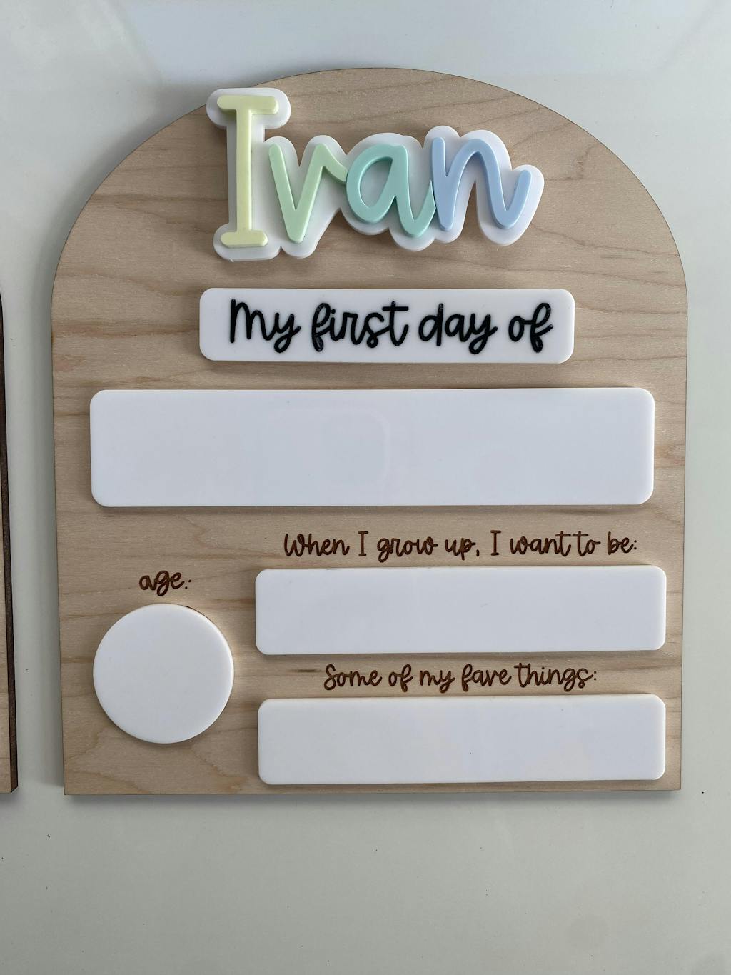 Detailed first and last day of... sign – concretebarnco