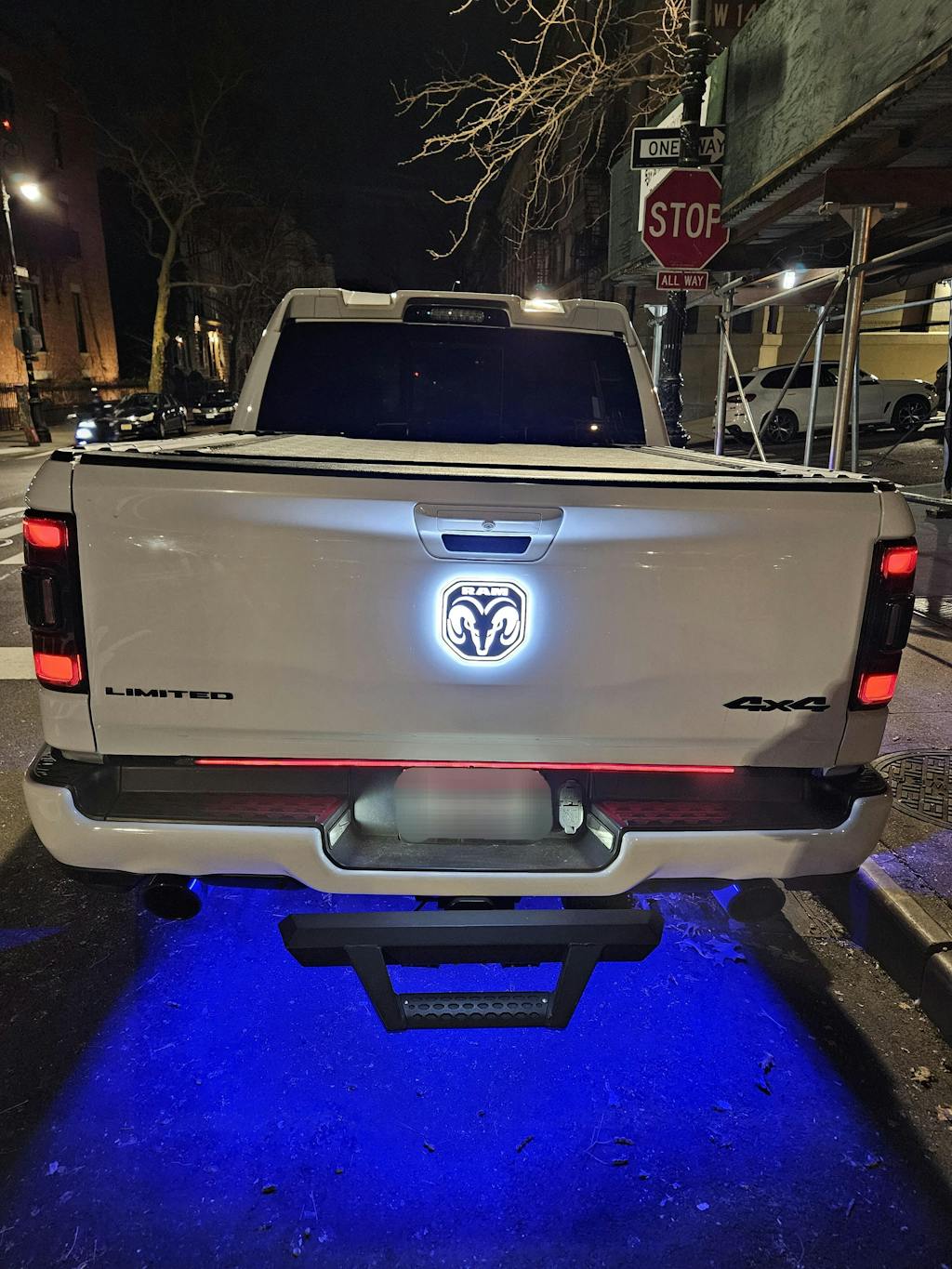 LED Ram Logo 1500 2500 3500 Grill Emblem