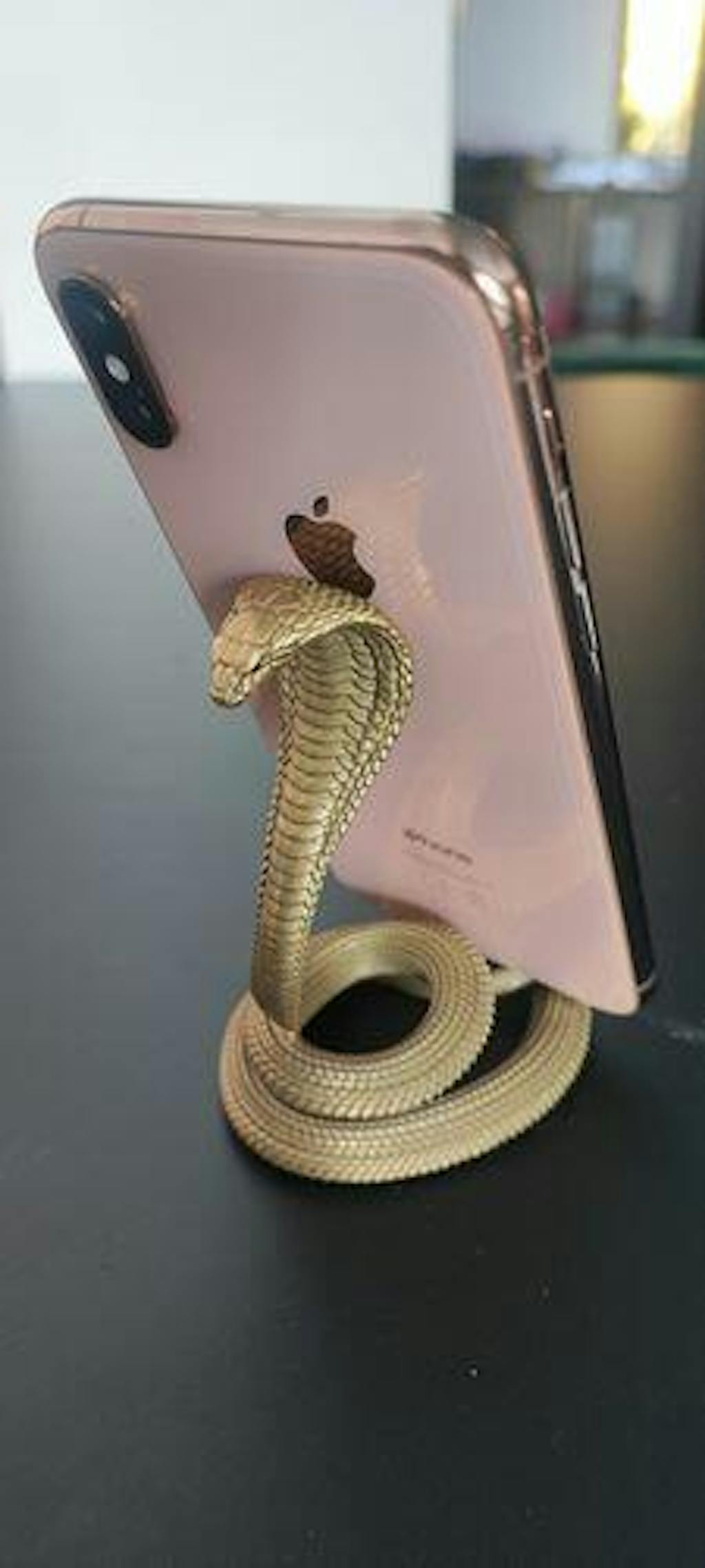 Unique Cobra Phone Stand | Brass Desk Decoration – COPPERTIST.WU