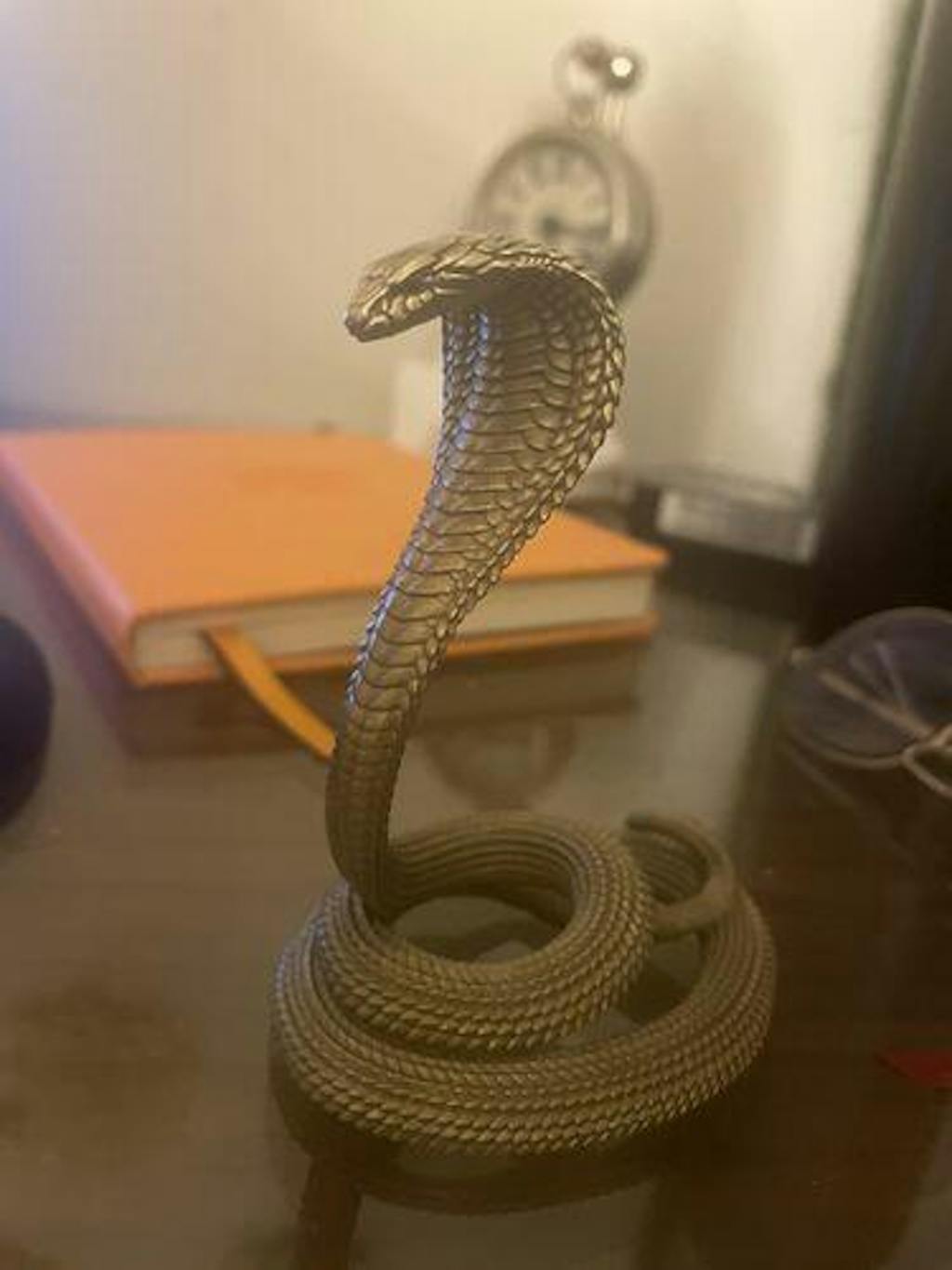 Unique Cobra Phone Stand | Brass Desk Decoration – COPPERTIST.WU