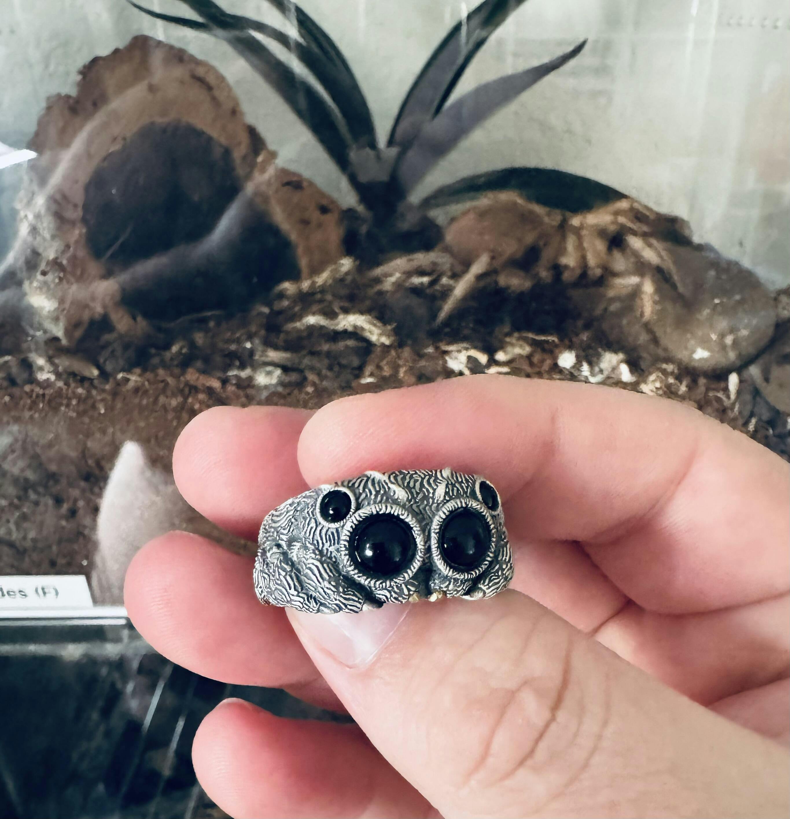 Amazing Oxidized Silver Jumping Spider Ring | Cuff Ring – COPPERTIST.WU