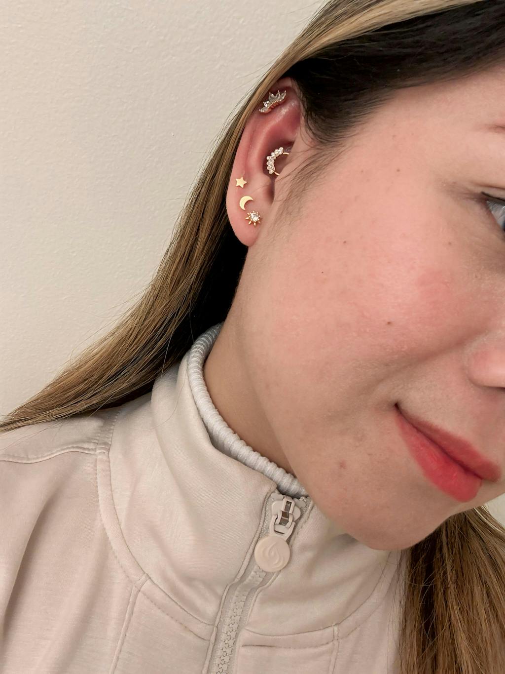 Glowing Sun CZ Flat Back Cartilage Piercing Stud For Helix Piercing