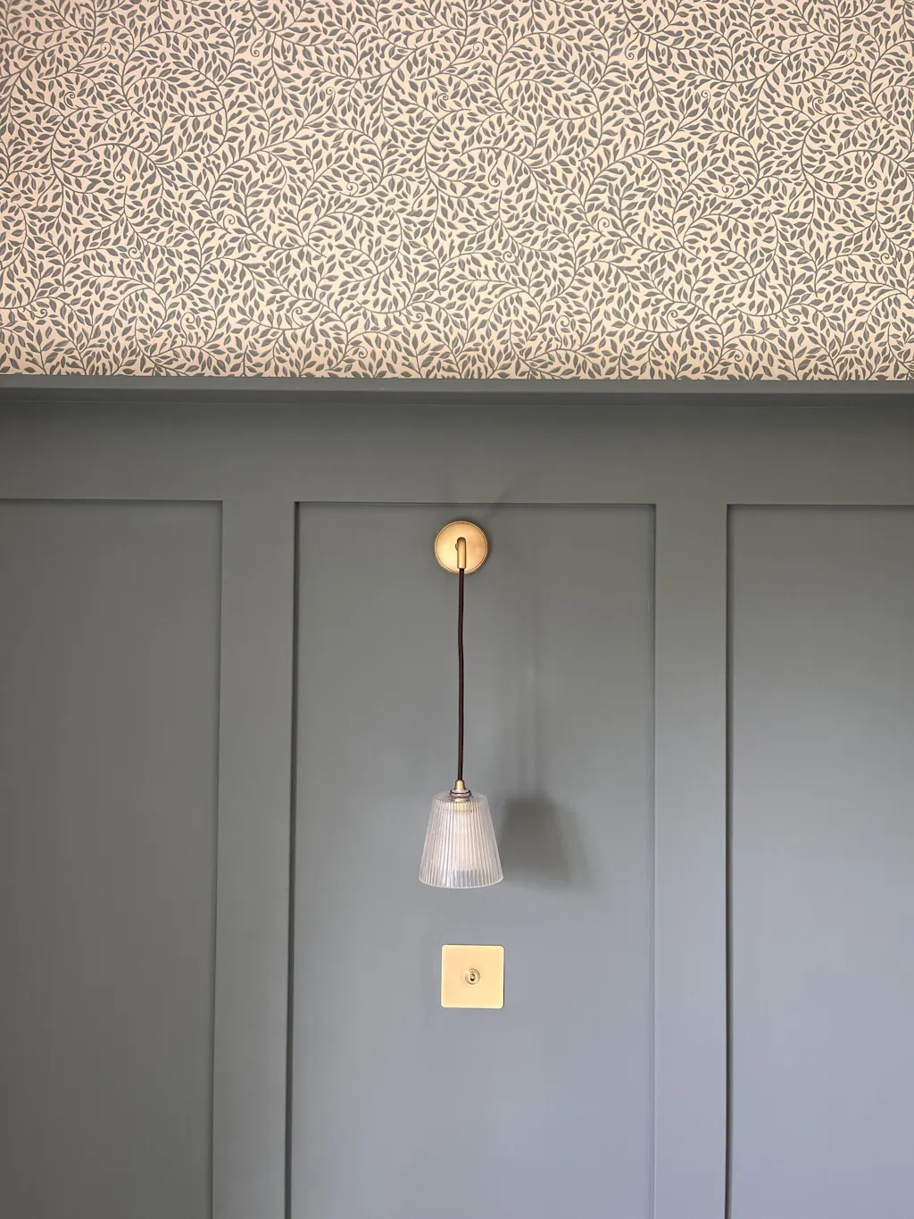 Richmond Hanging Wall Light | Antique Brass + Fluted Glass