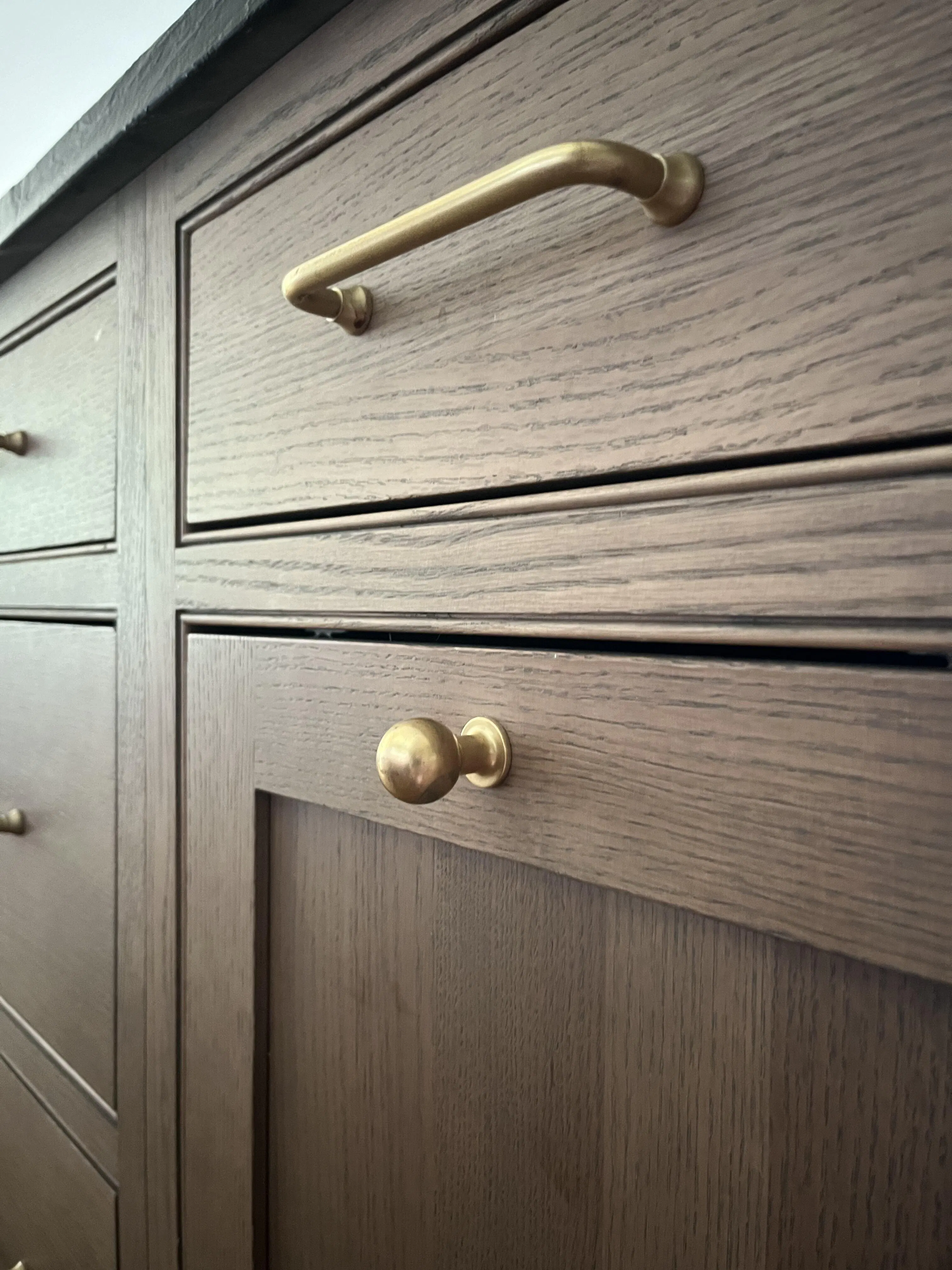 Sycamore 128mm Cupboard Handle | Antique Brass | Hardware – Corston