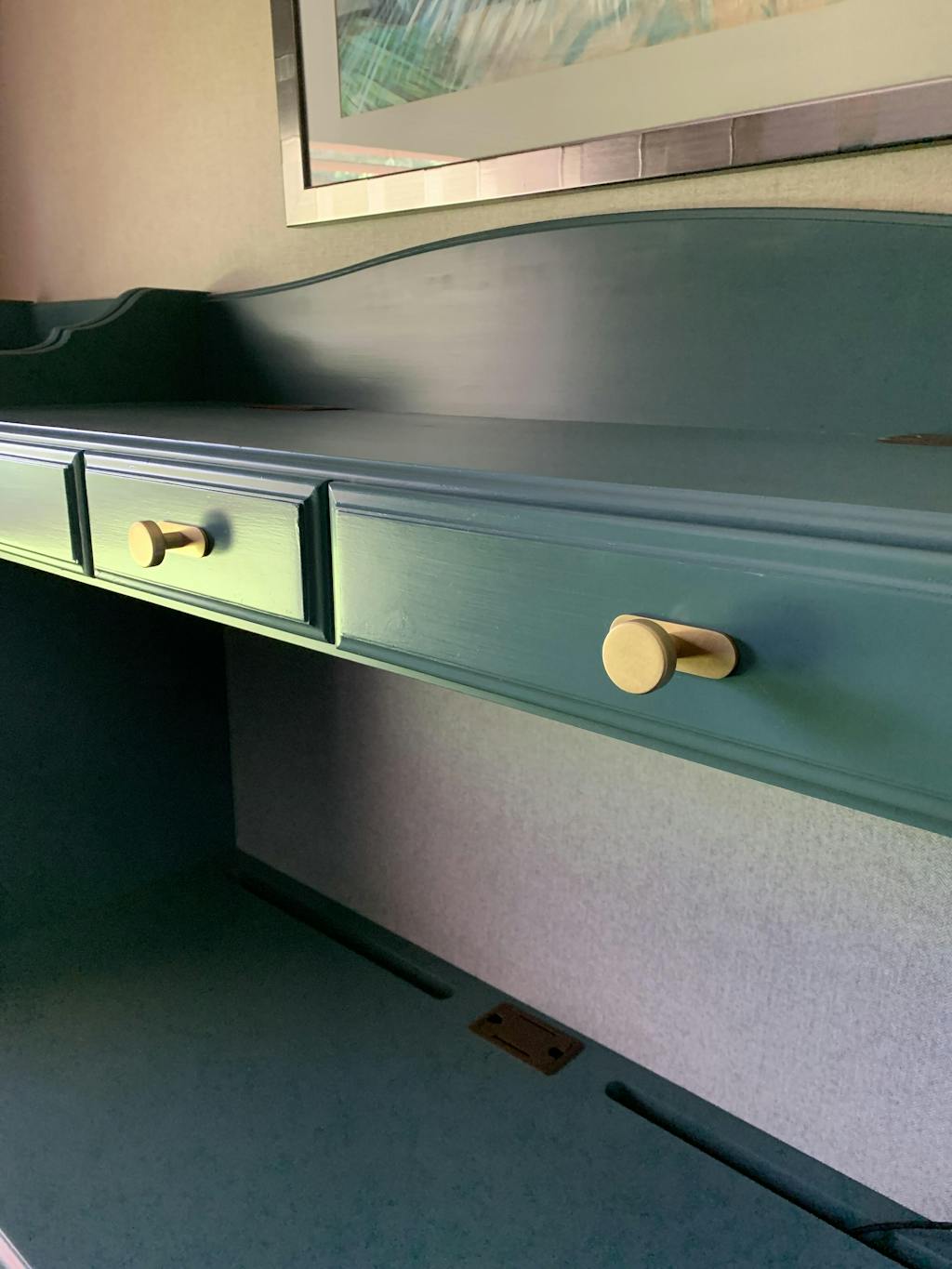 Kilburn Cabinet Knob | Antique Brass | Cupboard Furniture – Corston