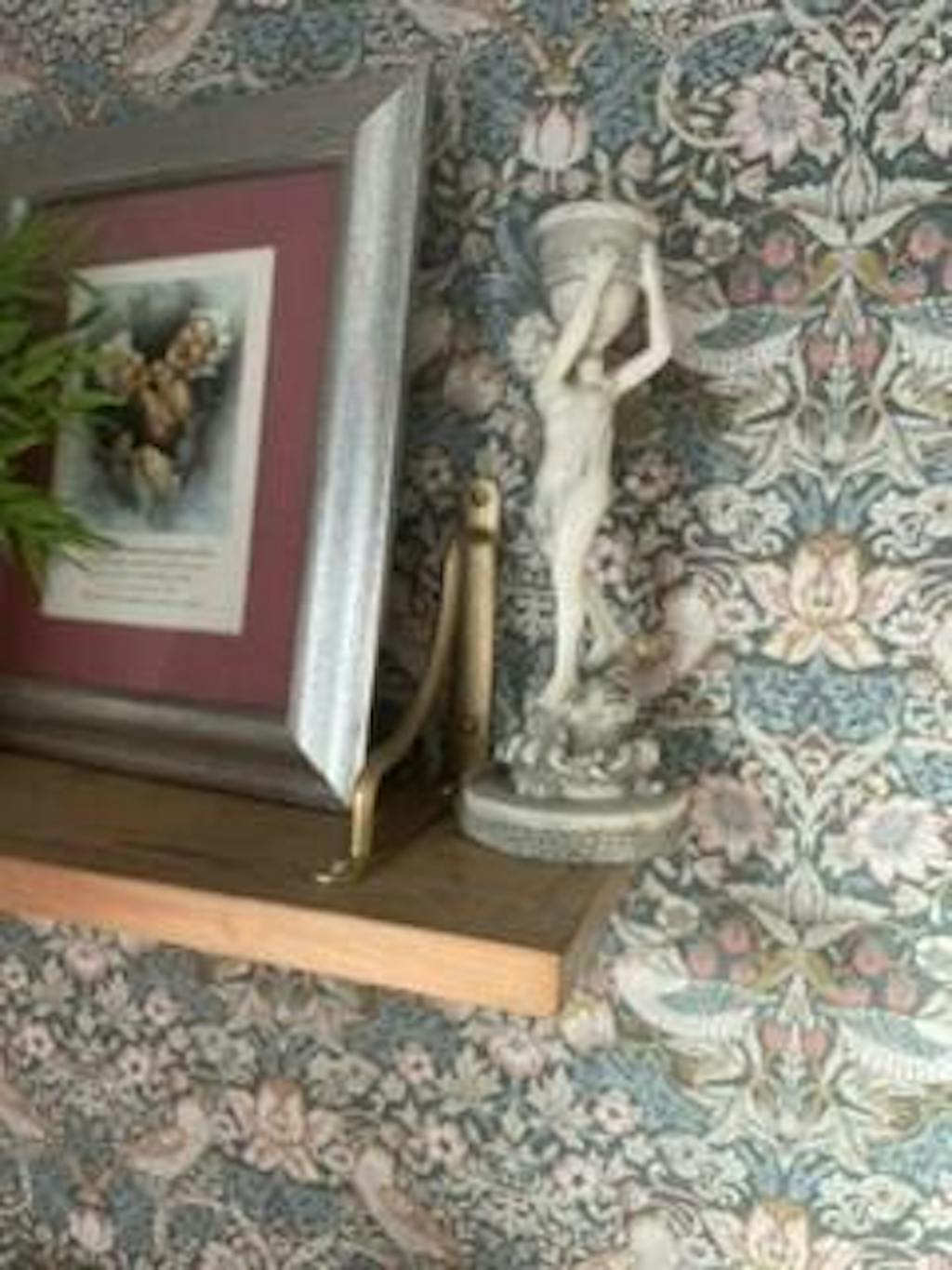 Kilburn Shelf Bracket 150mm Antique Brass | Hardware – Corston