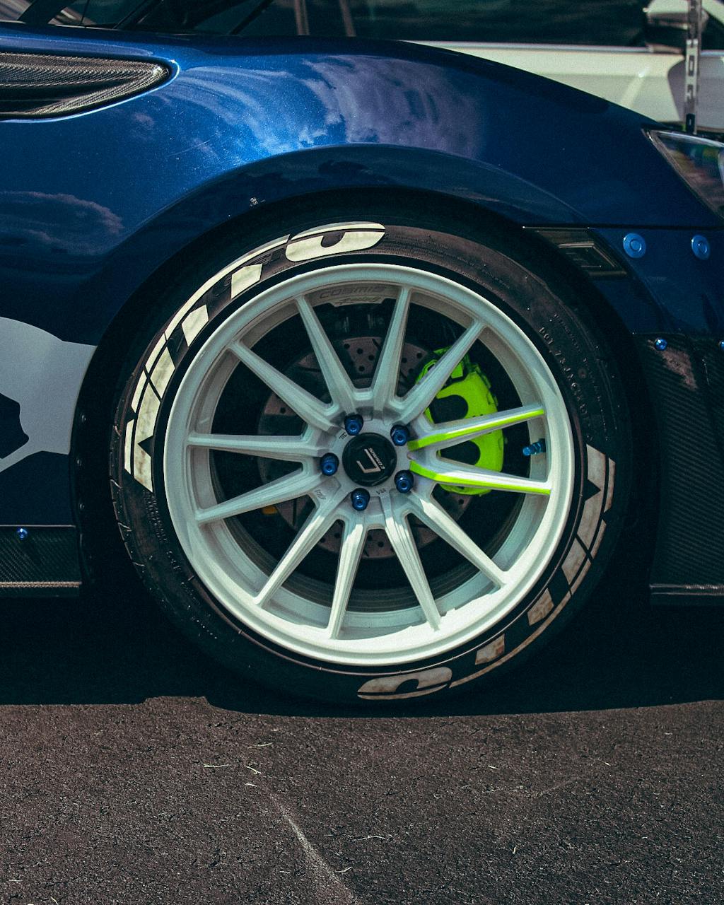 Cosmis Racing Wheels Kevlar Carbon Fiber Center Cap Sticker – Cosmis Wheels