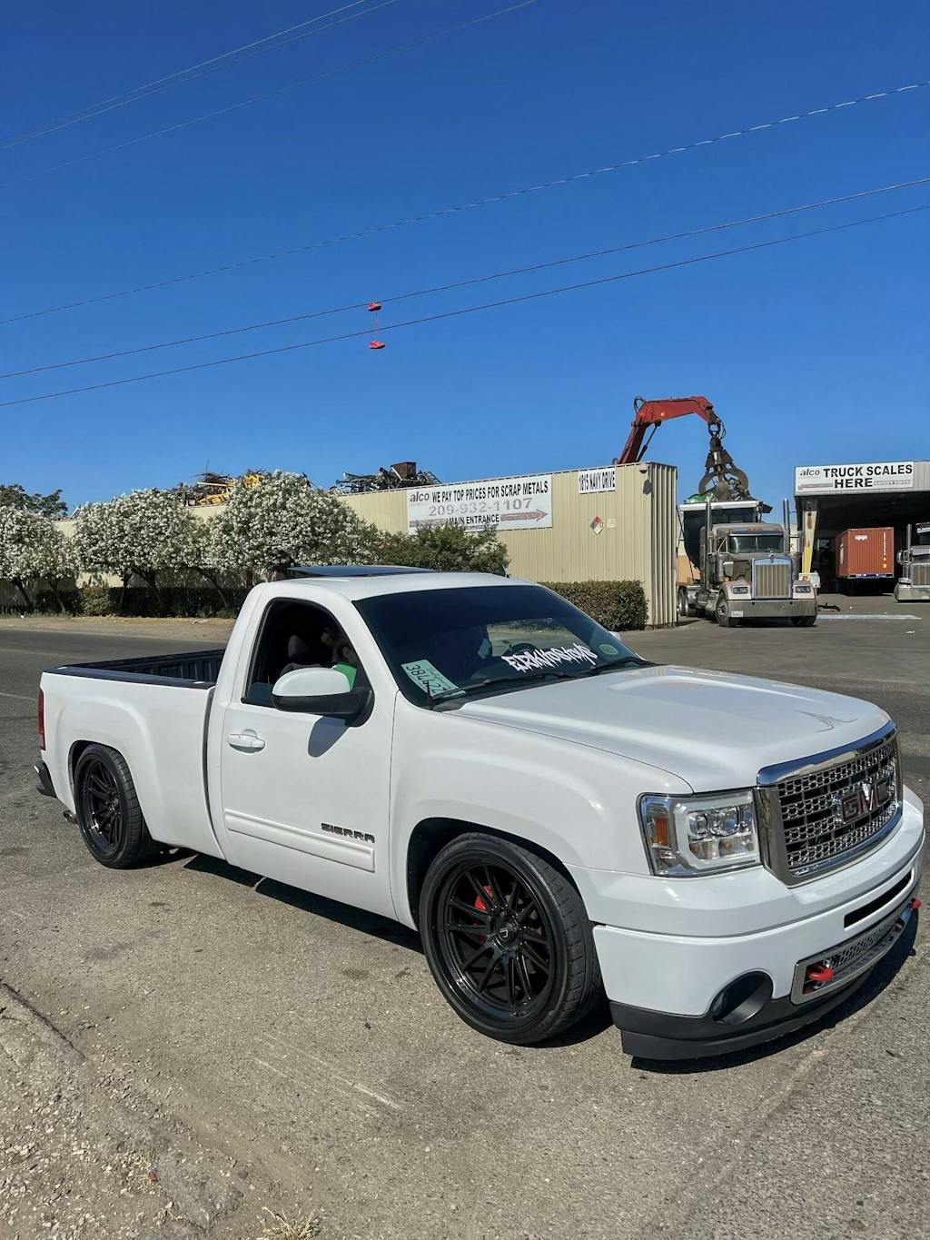 Cosmis Wheels XT-206R Black Pearl 22x10 +0 6×139.7 | 6x5.5 | Silverado