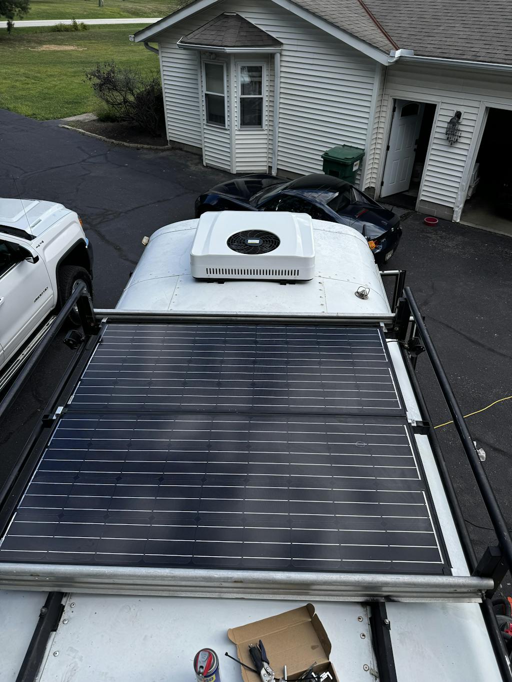 12V RV Air Conditioner – 10000 BTU Low Profile RV Rooftop AC