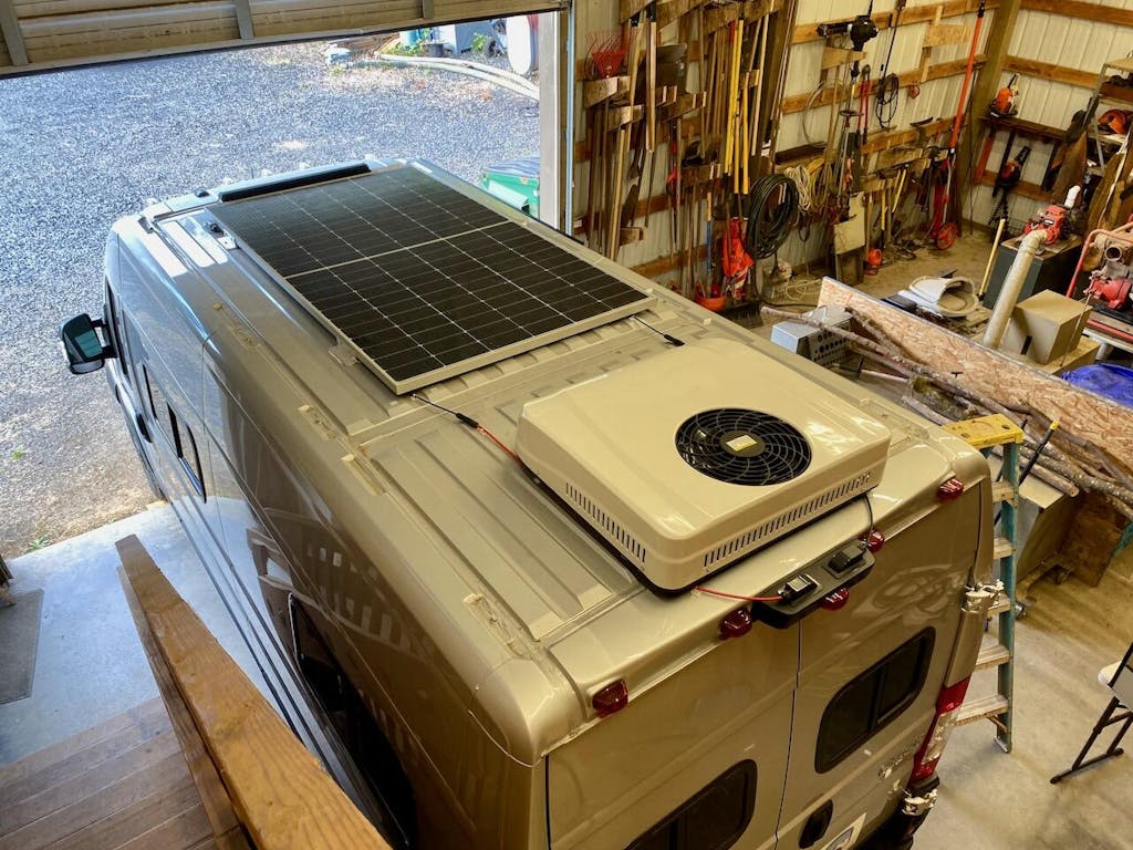 12V RV Air Conditioner – 10000 BTU Low Profile RV Rooftop AC