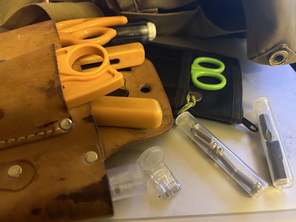 Pinch-Top Slim Vault - Made In USA! ( 3 Size Options ) – CountyComm