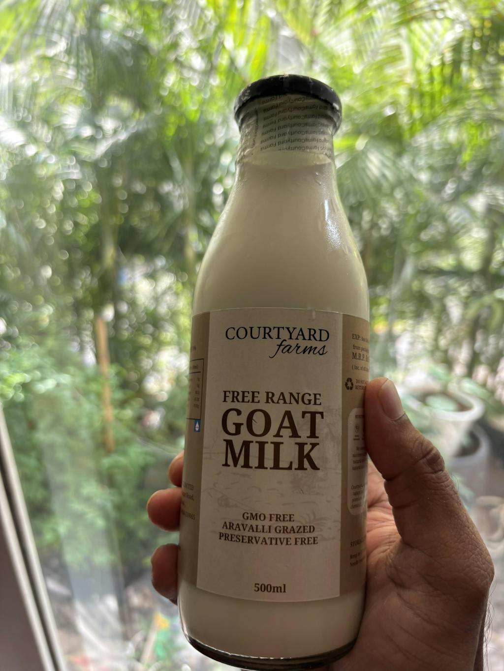 Buy 100% Fresh & Pure Goat Milk Online in Delhi NCR – Courtyard Farms