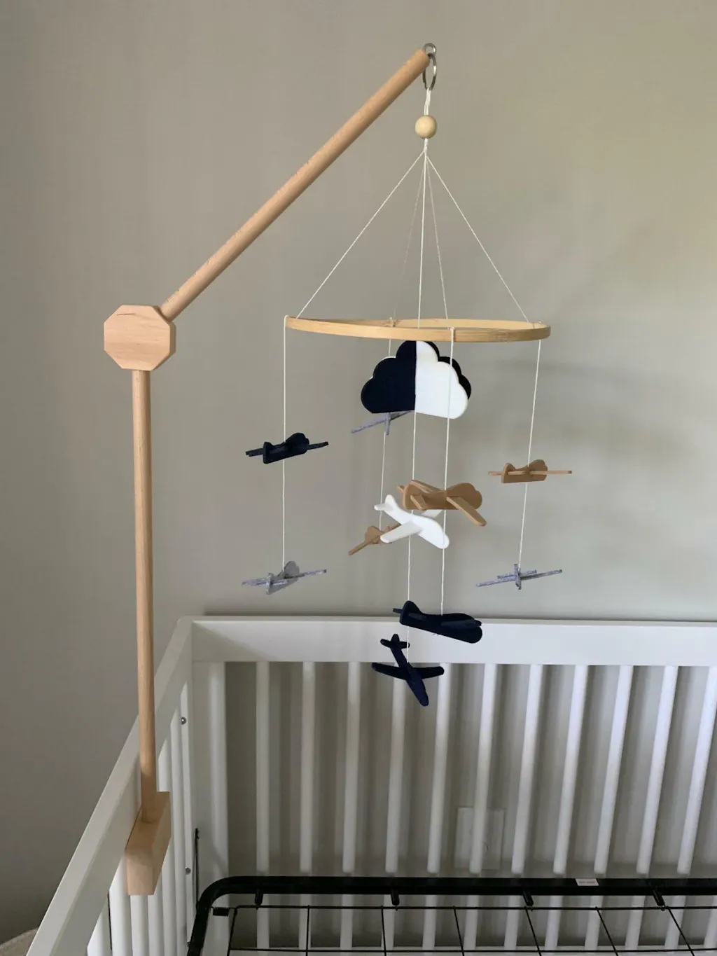 Airplane Crib Mobile – Cozy Nursery
