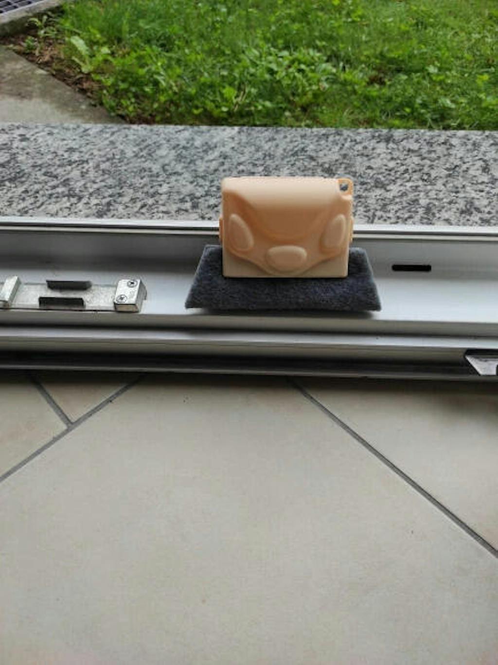 Magiclean™ Groove Cleaner – Easy Living UK