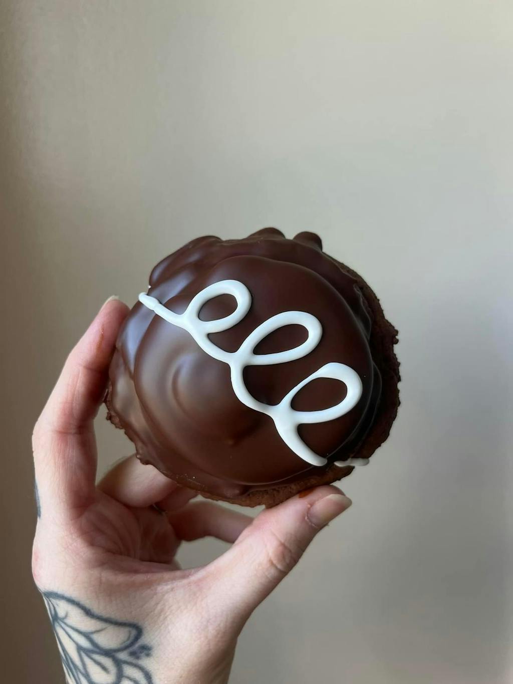 Hoho Cupcake cookie – Crispi Cookies Inc