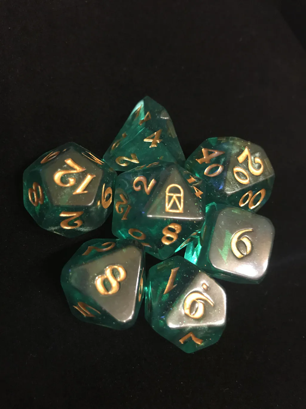 Mighty Nein Dice Set: The Traveler – Critical Role