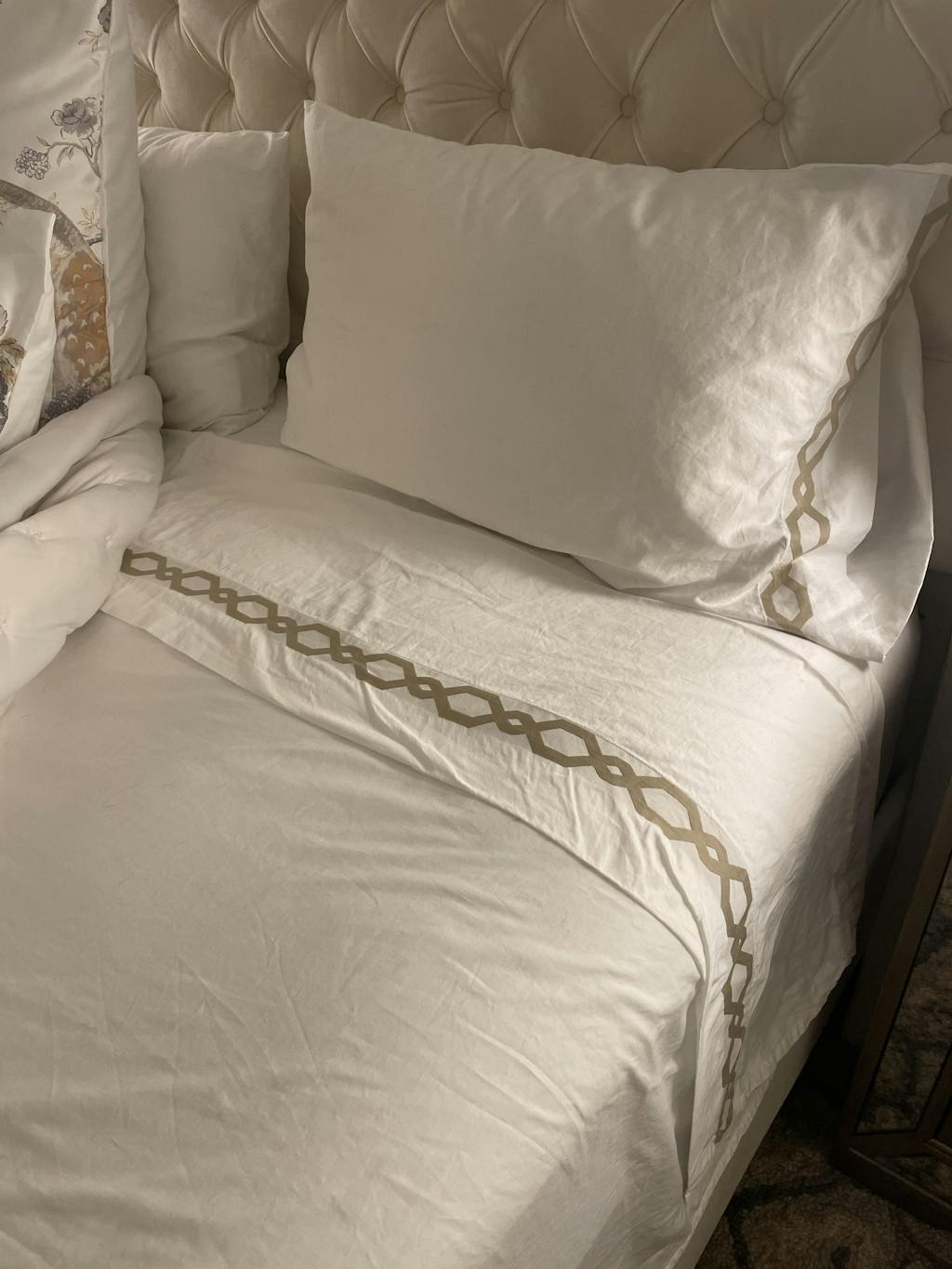 Croscill - Signature Hem 300TC Cotton Sheet Set - Sheets – Croscill ...