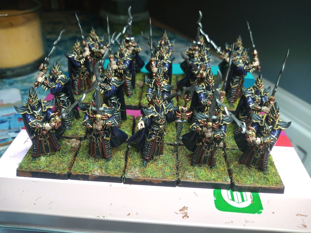 Crow Guard Legs - CT Miniatures UK