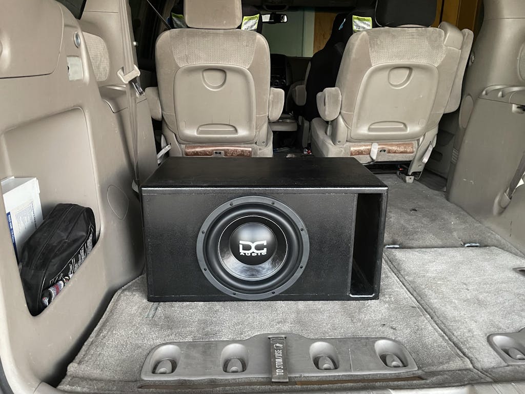CT Sounds Single 10 Inch Ported Subwoofer Box Design