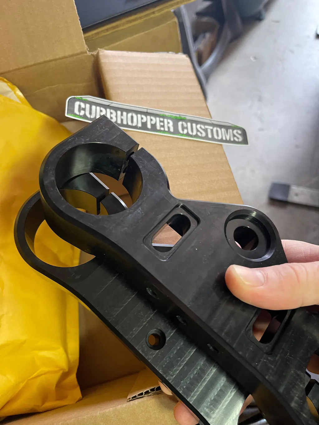 Premium 45/48 Triple Clamps – CurbHopper Customs