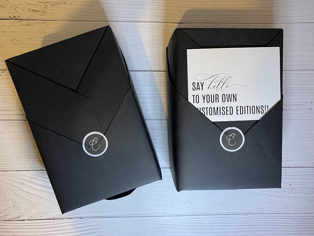 ACOTAR Custom Set – Custom Sprayed Edges