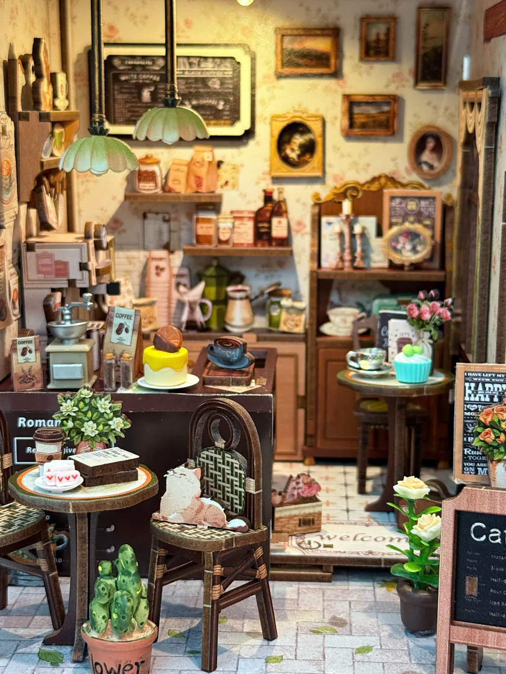 CUTEBEE DIY Miniature House | Sunny Cafe